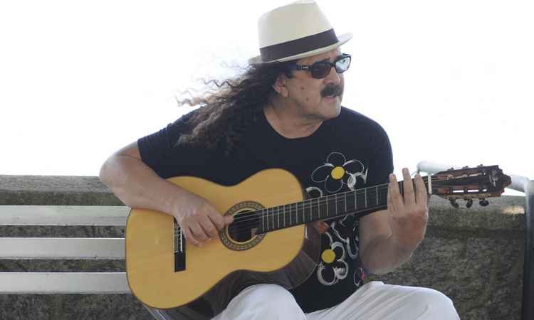 Em show em BH, Moraes Moreira toca Novos Baianos e carreira solo