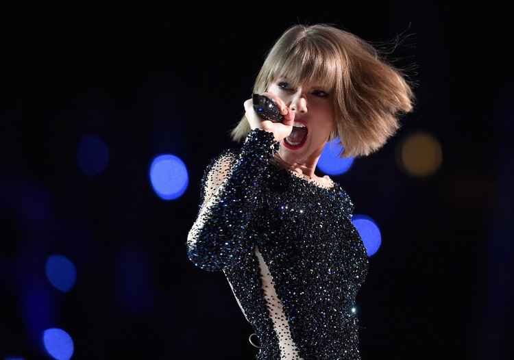 Taylor Swift brinca com melhor jogador da NBA: 'Eu te ensinei a driblar'