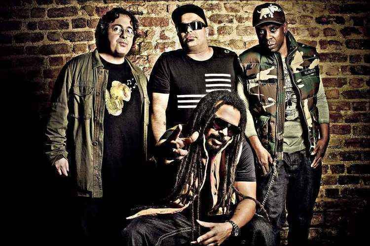 Depois de 25 anos de carreira, O Rappa faz sua última apresentação em BH