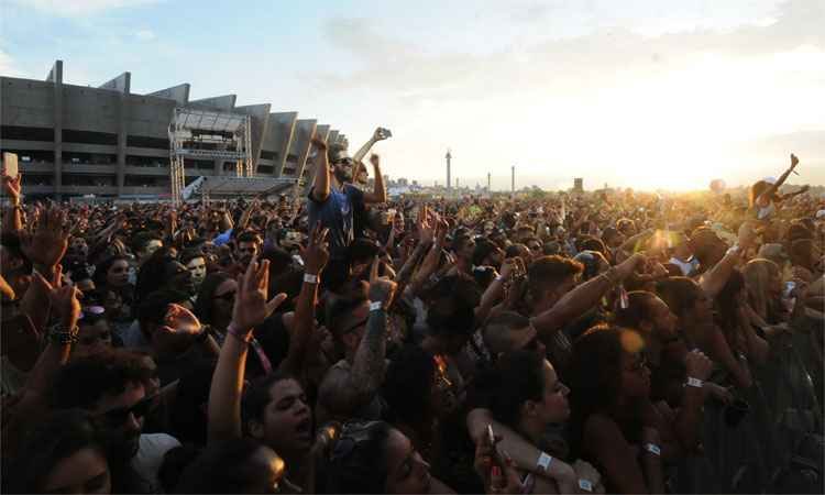 O Rappa e Phoenix levam 25 mil pessoas ao Planeta Brasil