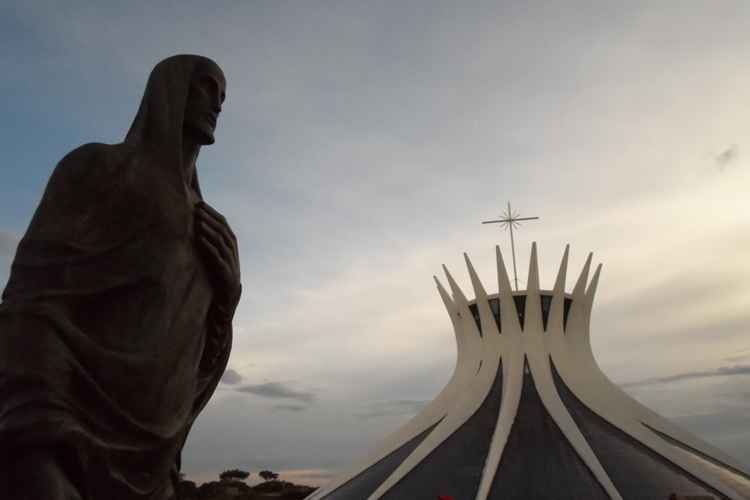 Descubra as vantagens de conhecer Brasília nos fins de semana. A cidade ...