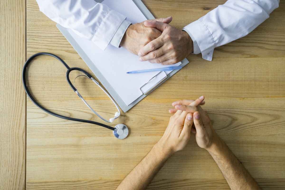 Com qual idade devo procurar um geriatra? - Uai Saúde