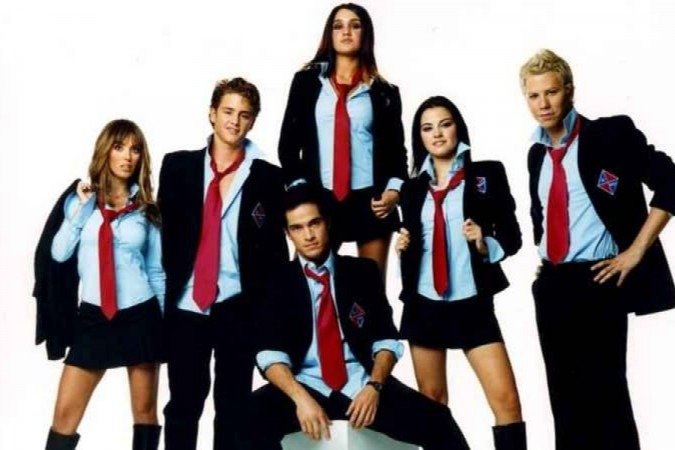 RBD: nove álbuns de estúdio da banda voltam às plataformas digitais