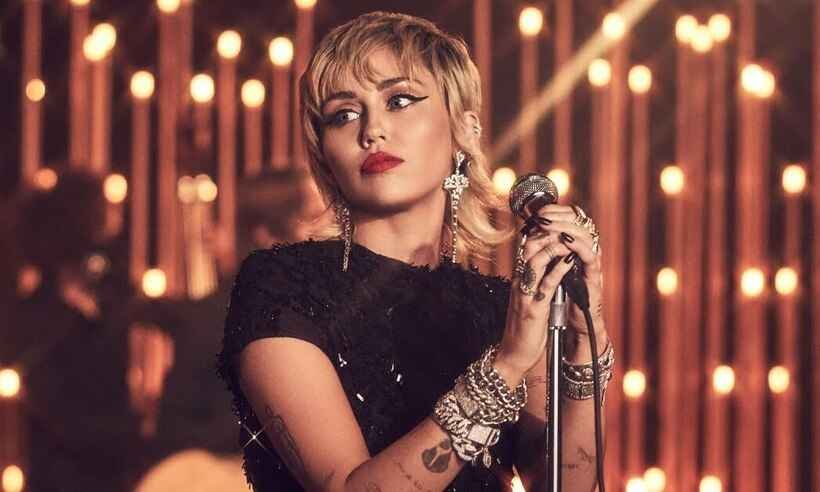 Álbum da cantora Miley Cyrus deve ser lançado em novembro, diz site